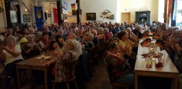 Saison-Ende 2016 – DDR Dinnershow Seid Bereit | Herzig Comedy ...